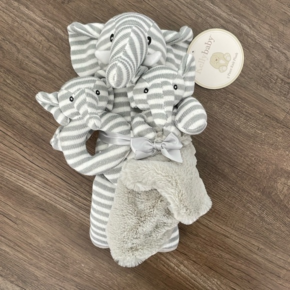 Kellytoy | Toys | Kelly Toy 3 Piece Elephant Plush Set | Poshmark
